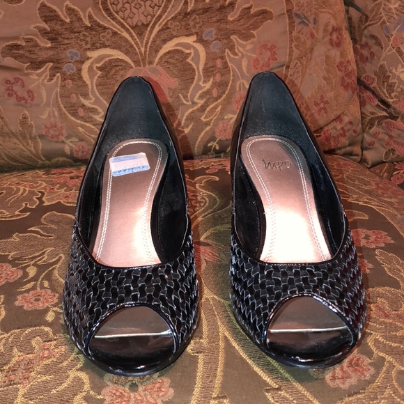 Impo | Shoes | Impo Black Textured Open Toe Wedges | Poshmark